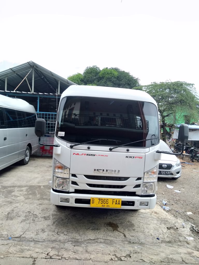 Harga Sewa Elf di Pulogadung Terbaru Murah 2025 I Arghina Trans